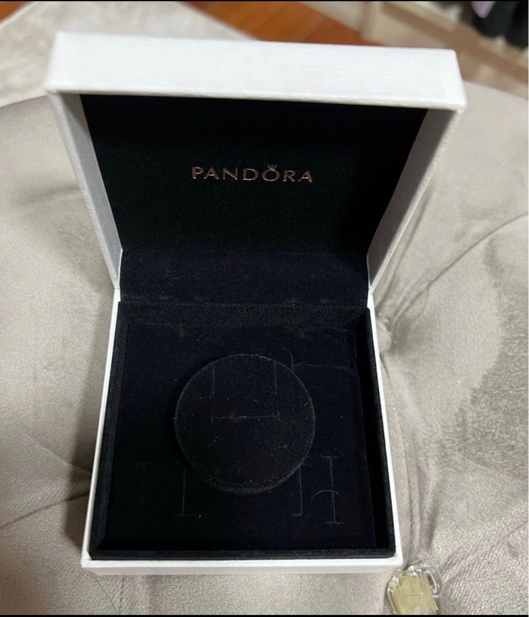 Porta Jóias Pandora Medidas 9x9x4cm. | Jóia Feminina Pandora Usado ...
