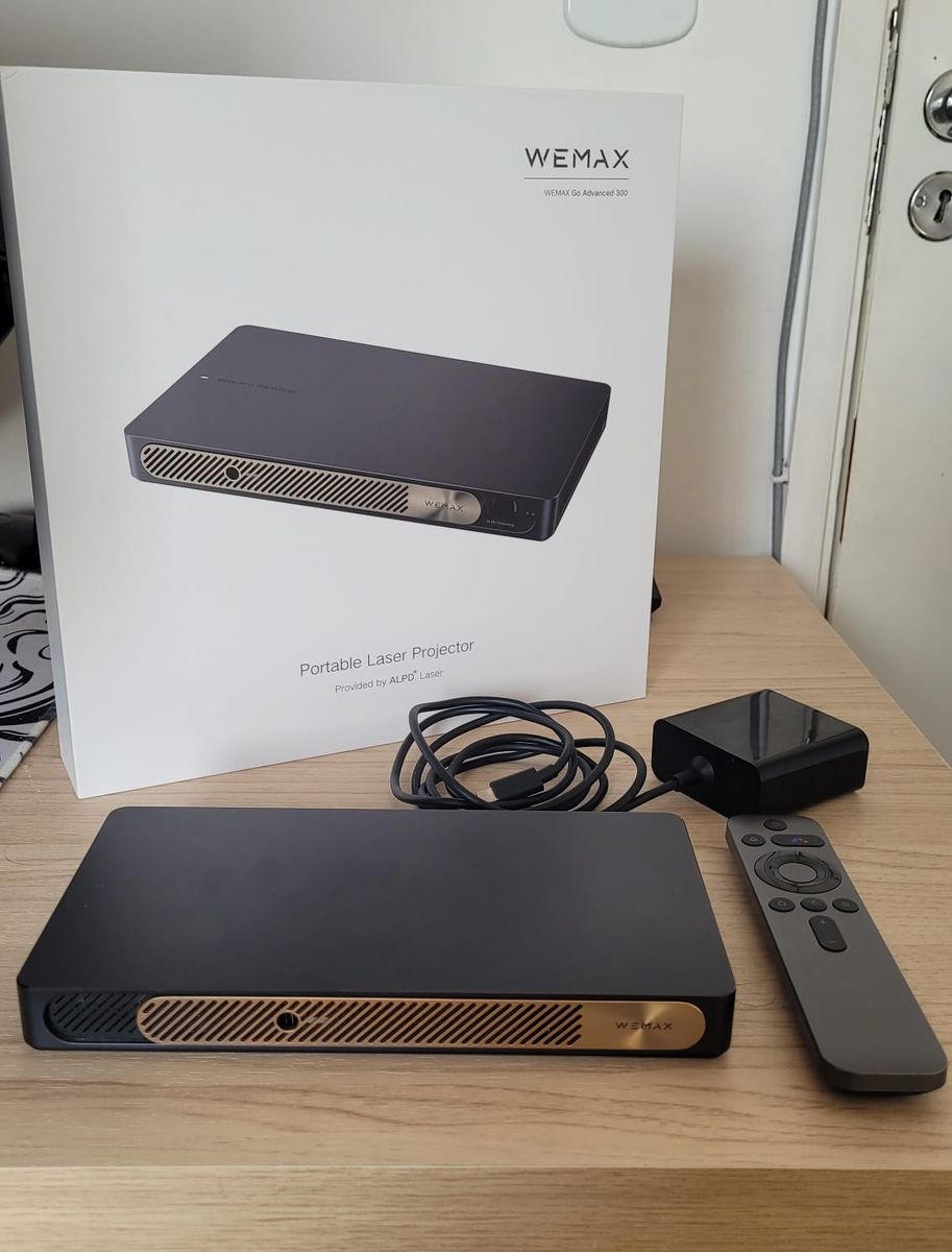 Projetor À Laser Portátil Full Hd - Wemax Go Advanced 300 | Item Info ...