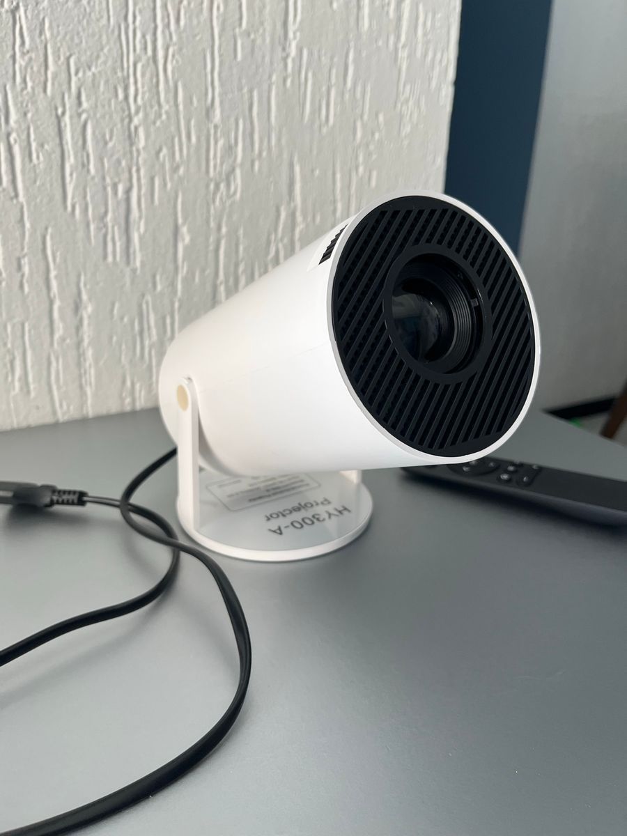 Projetor Hy300-a Android | Item Info & Eletro Hy300 Usado 133780749 ...