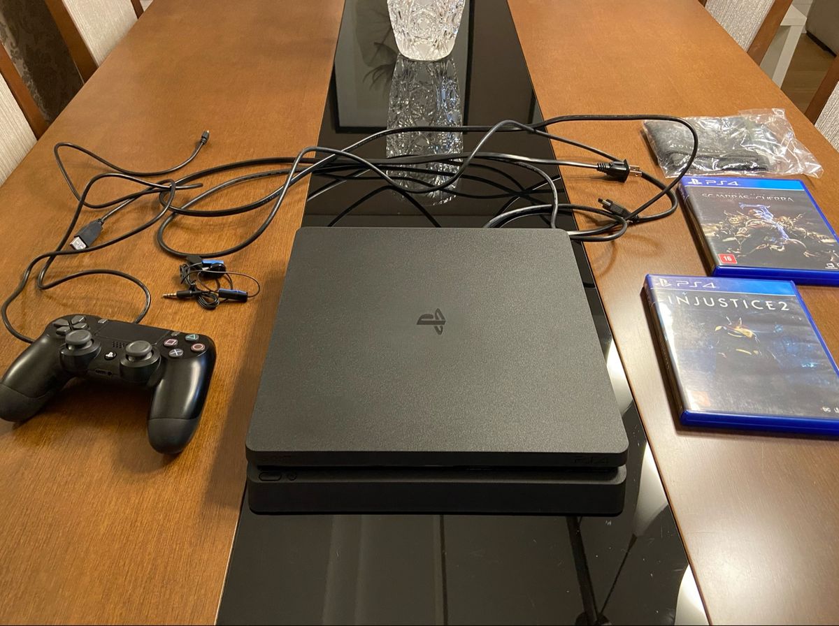 Ps4 Usado em Perfeitas Condições. Acompanha Dois Jogos Originais Ps4 ...