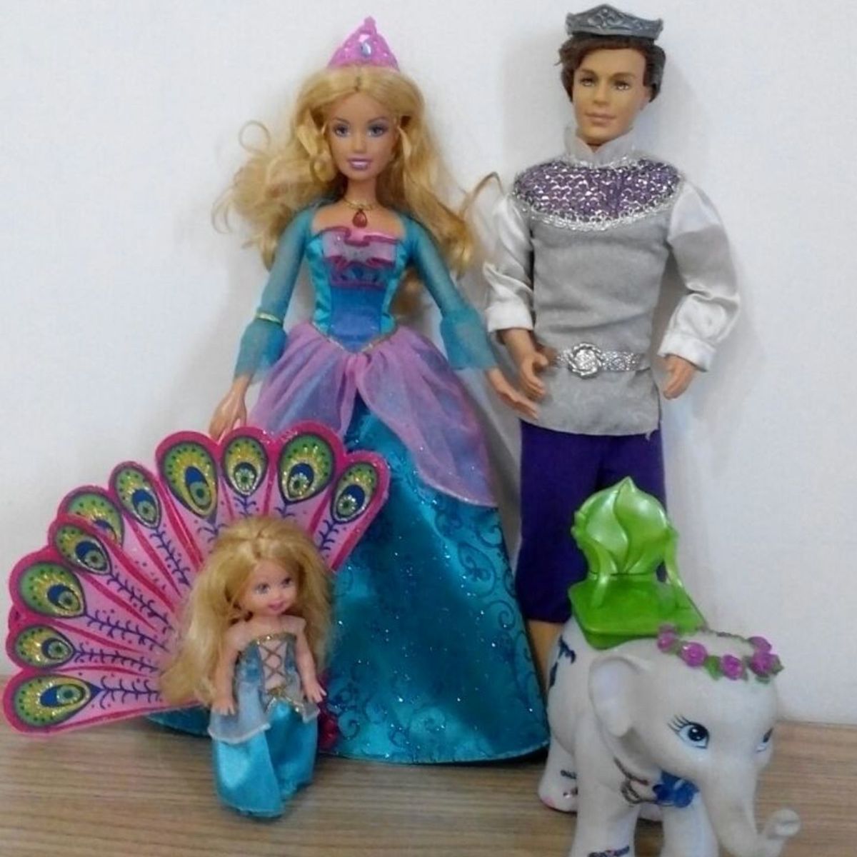 Elefante Tika Barbie Princesa Da Ilha Kelly Brinquedo Mattel Usado ...