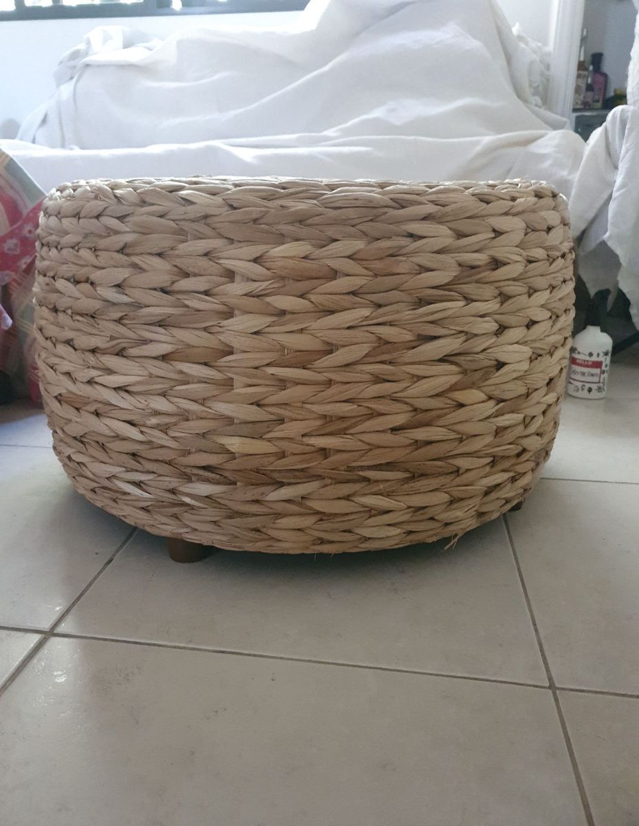 Puff com Fibra de Taboão Trançada | Móvel p/ Casa Tok&Stok Usado ...