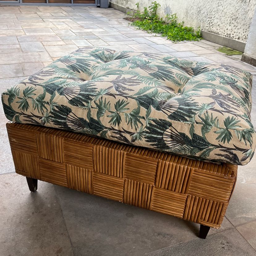 Puff em Rattan Artefacto | Sofá Artefacto Usado 79228375 | enjoei