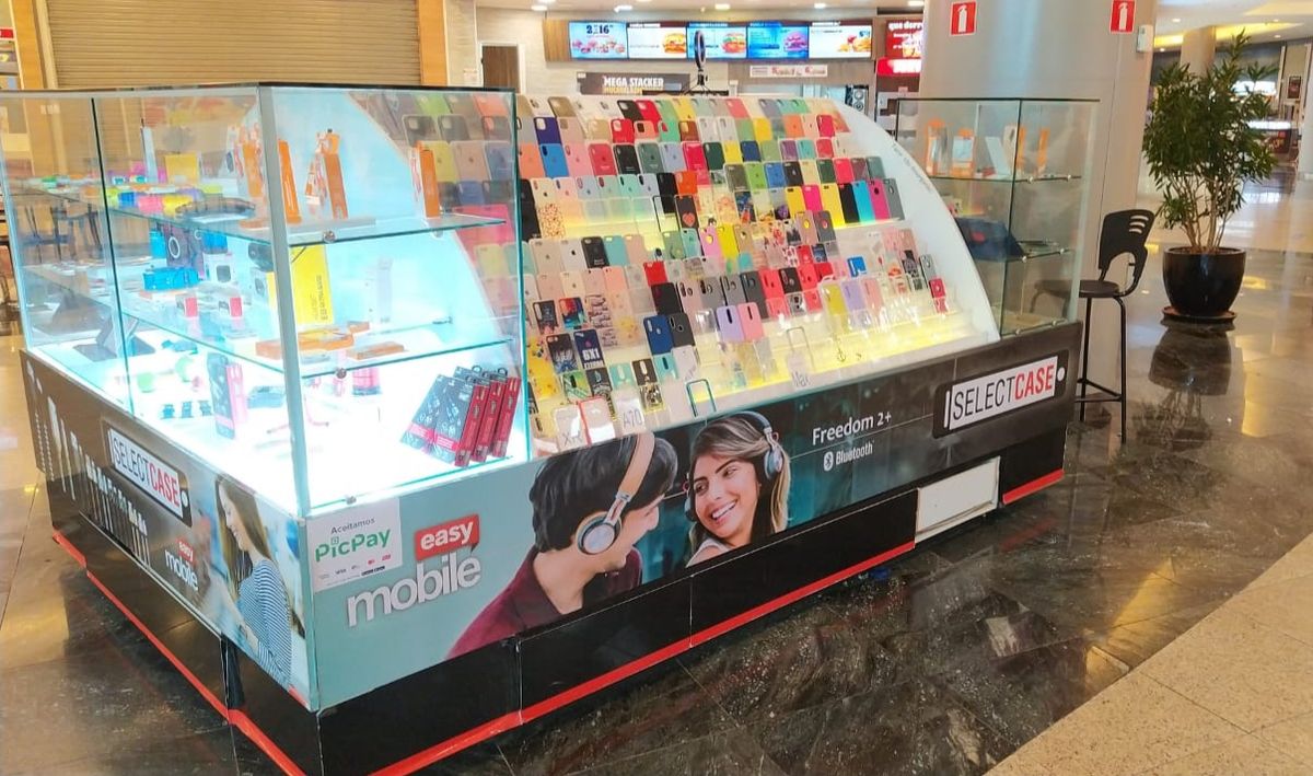 Quiosque de Acessórios para Celular | Móvel Quiosque Usado 52269634 | enjoei