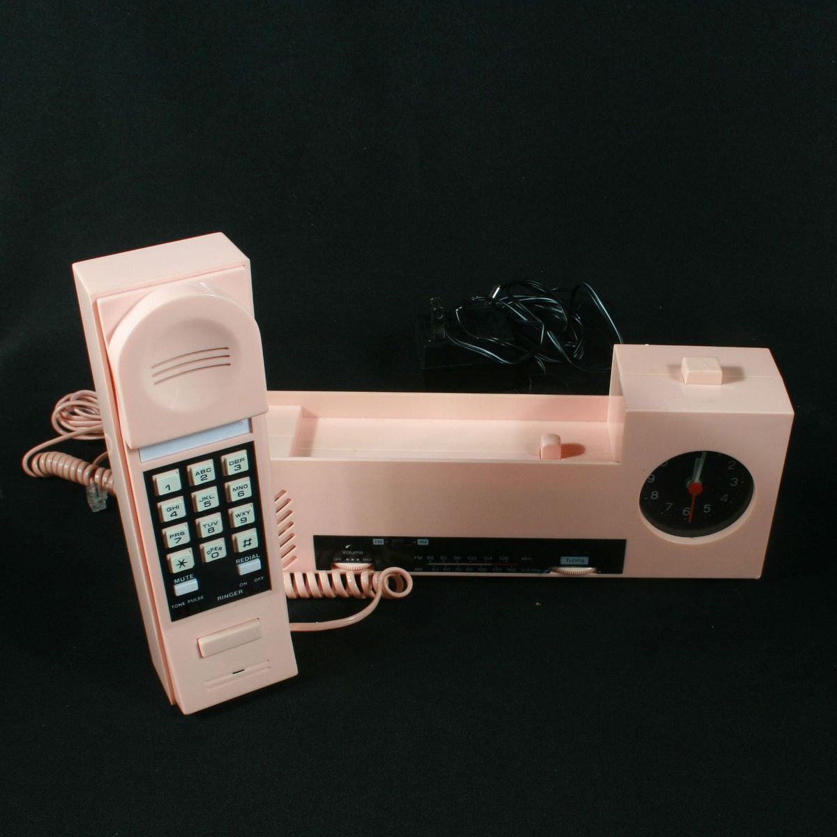 Rádio Am/fm Telefone e Relógio Analógico Rosa Dos Anos 80 | Móvel de ...