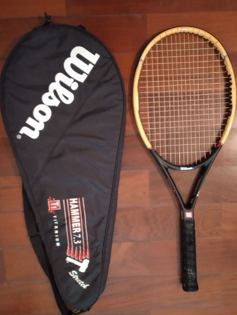 Raquete de Tênis Top Novinha Wilson Hammer 7.3 Titanium. Detalhe Que O ...