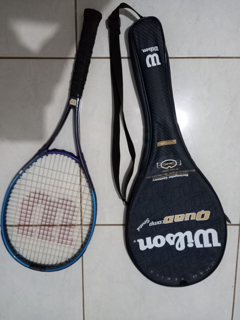 Raquete de Tênis Wilson Adulto Quad Comp Stretch. Série Graphite ...