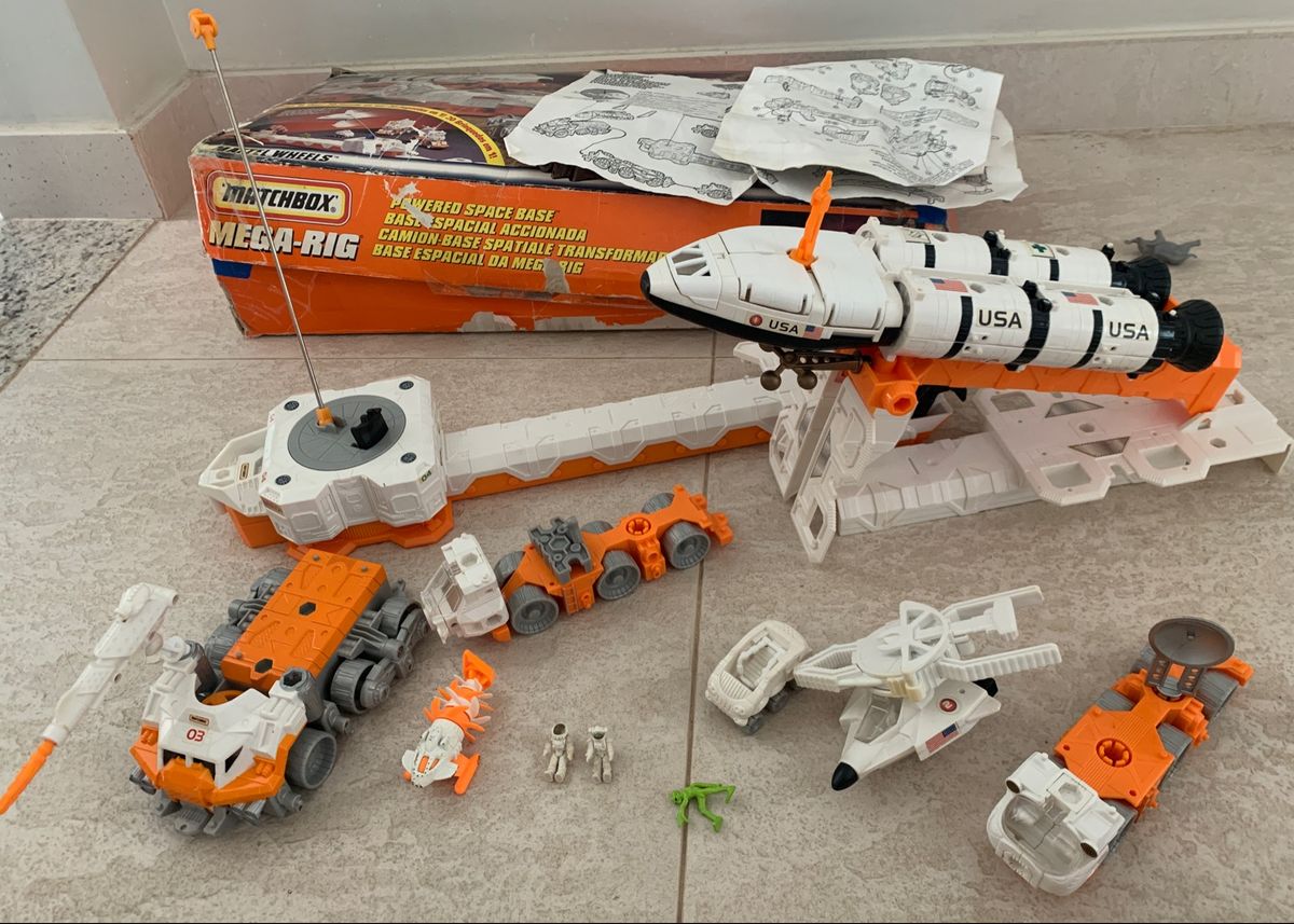 Raro! Matchbox Mega-rig Estação Espacial | Brinquedo para Bebês ...