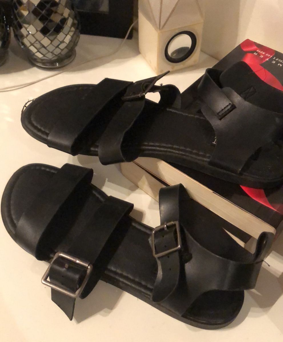 Rasteirinha Grega Preta | Rasteira Feminina Wide Fit Usado 42790543 ...