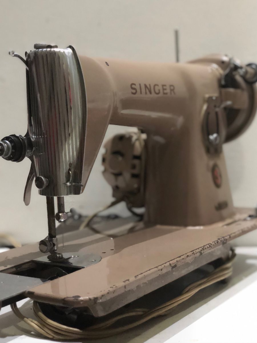 Relíquia Máquina Singer Antiga | Móvel p/ Casa Singer C15 Usado ...