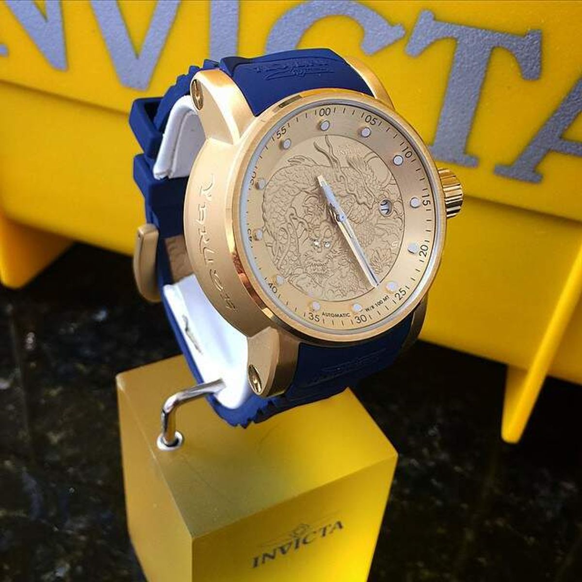 Relógio Invicta Rally Yakuza 18215 - Dourado com Azul | Relógio ...
