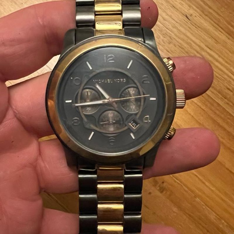 Michael kors mk 8189 store