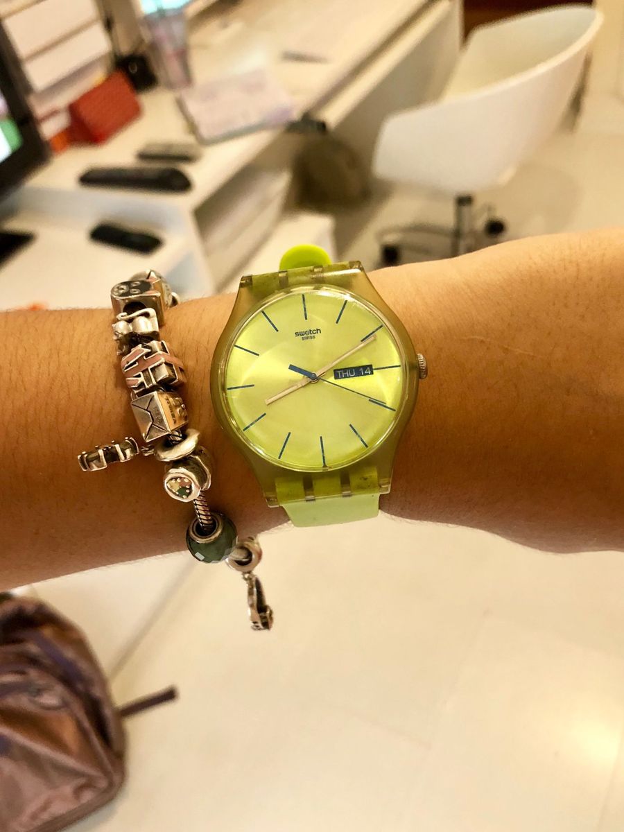 Relógio Swatch Verde | Relógio Feminino Swatch Usado 27057854 | enjoei