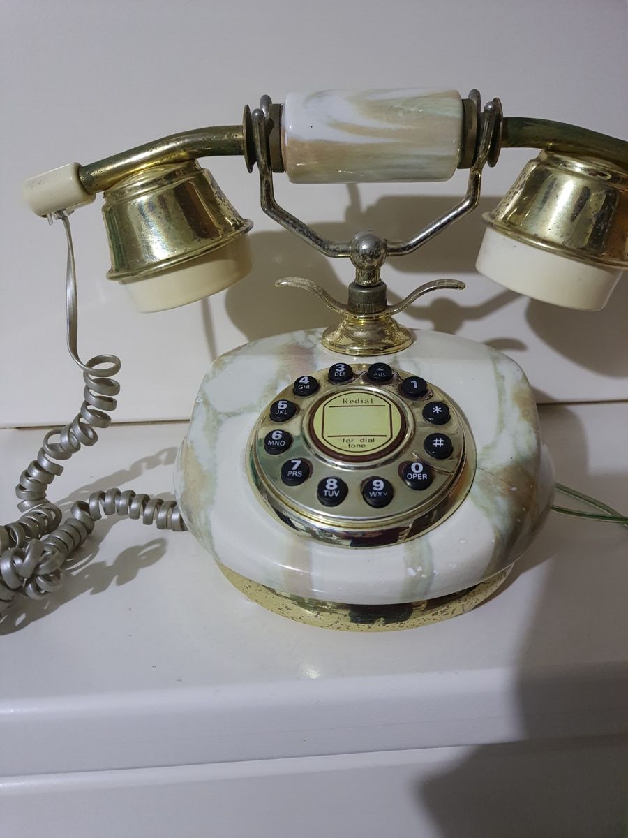Retrô, Telefone Fixo de Mesa, Antigo. Antiguidades . | Móvel de ...