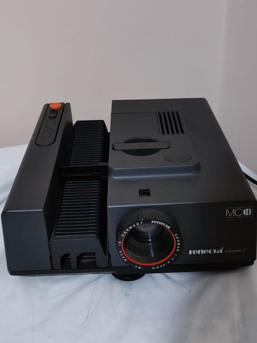 Retroprojetor Reflecta Diamator A | Produto Vintage e Retro Reflecta ...
