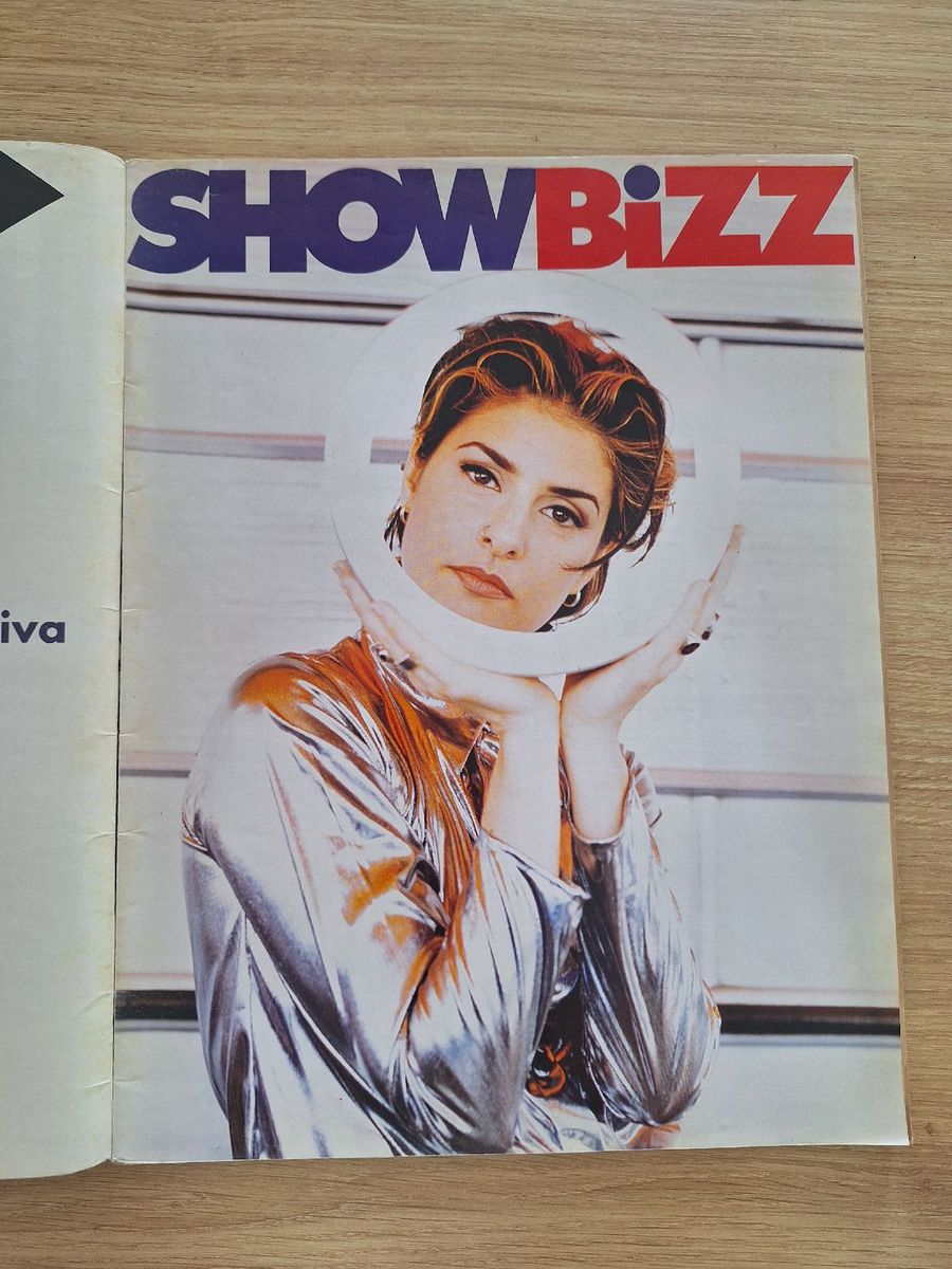 Revista Bizz 122 Fernanda Abreu Rita Lee Red Hot Chile Peppers | Livro Bizz Usado 114038363 | enjoei