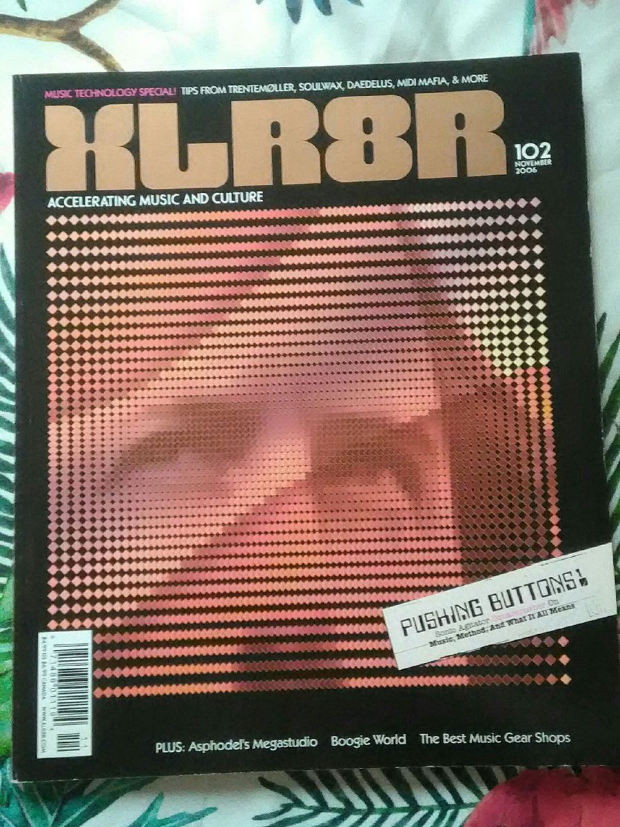 Revista Xlr8r Mais Poster Gta | Livro Gta Usado 60290508 | enjoei