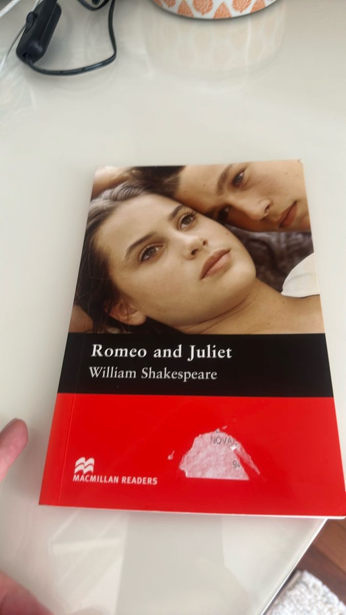 Romeo And Juliet | Livro Macmillan Readers Usado 95467677 | enjoei