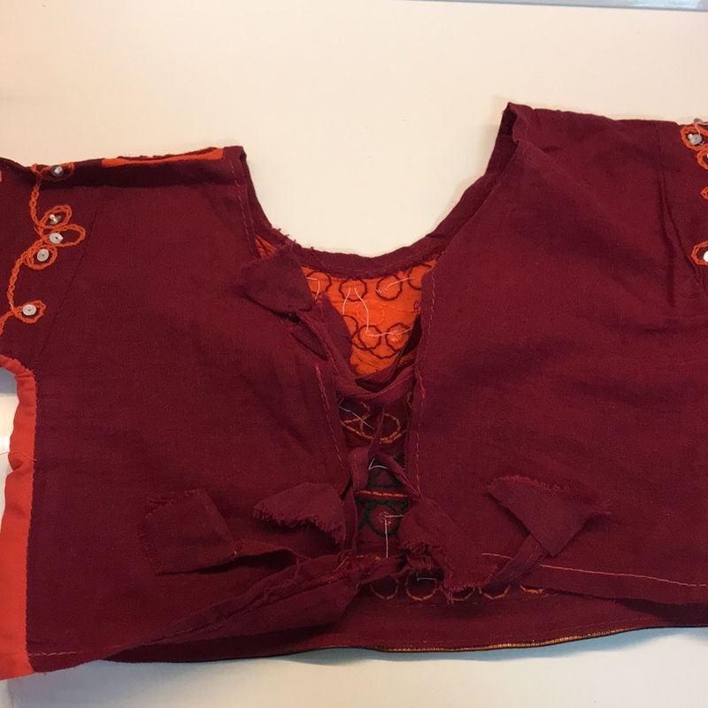 Roupas Indianas Para Criancas Família Indiana Feliz. Avô Em Roupas