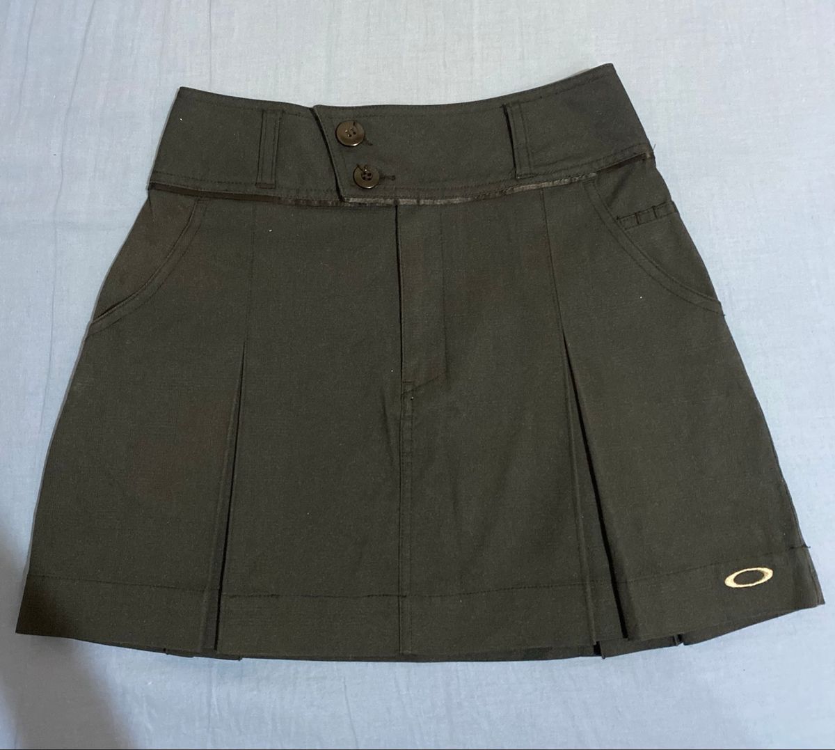 Saia Golf da Oakley Original Tamanho P | Saia Feminina Oakley Usado ...