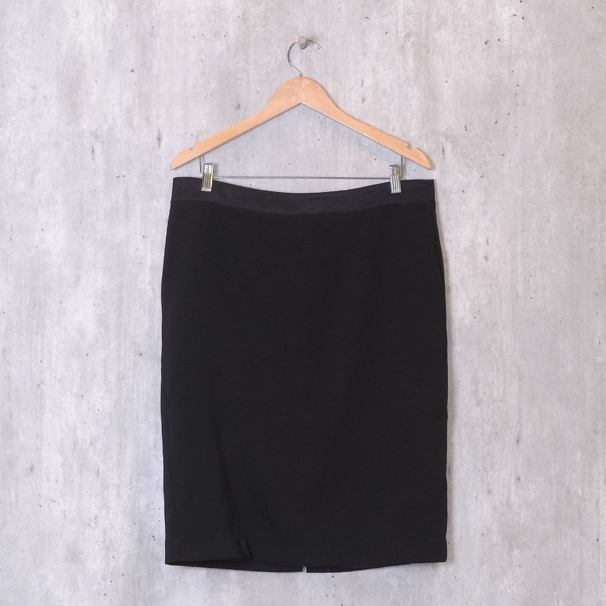 Saia Preta Jar Mod | Saia Feminina Jar Mod Usado 73035876 | enjoei