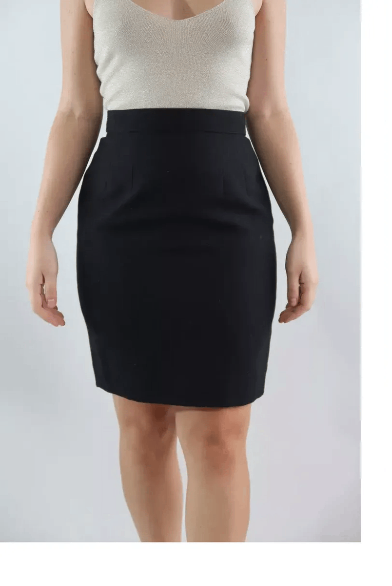 Saia Preta Social Básica Lisa | Saia Feminina Usado 75223780 | enjoei