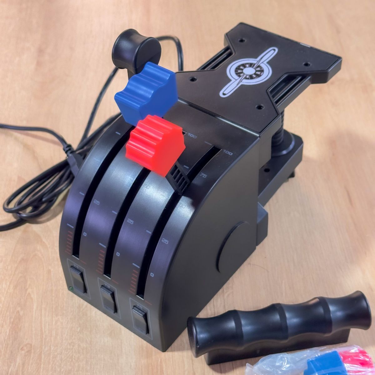 Saitek Usb Flight Throttle Quadrant | Item Info & Eletro Saitek Usado 121601108 | enjoei