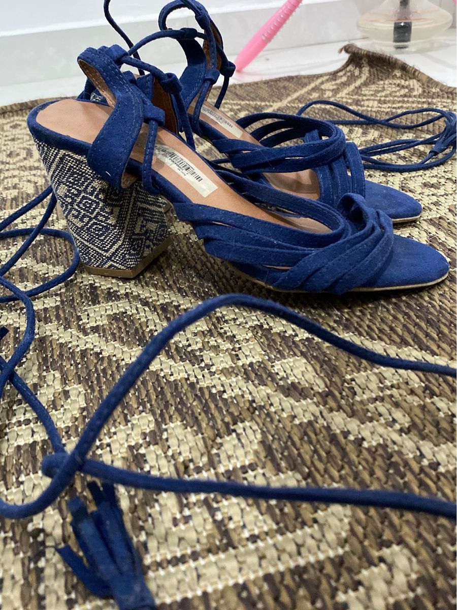 Salto Azul com Amarração Riachuelo Anne Kanner | Sapato Feminino ...