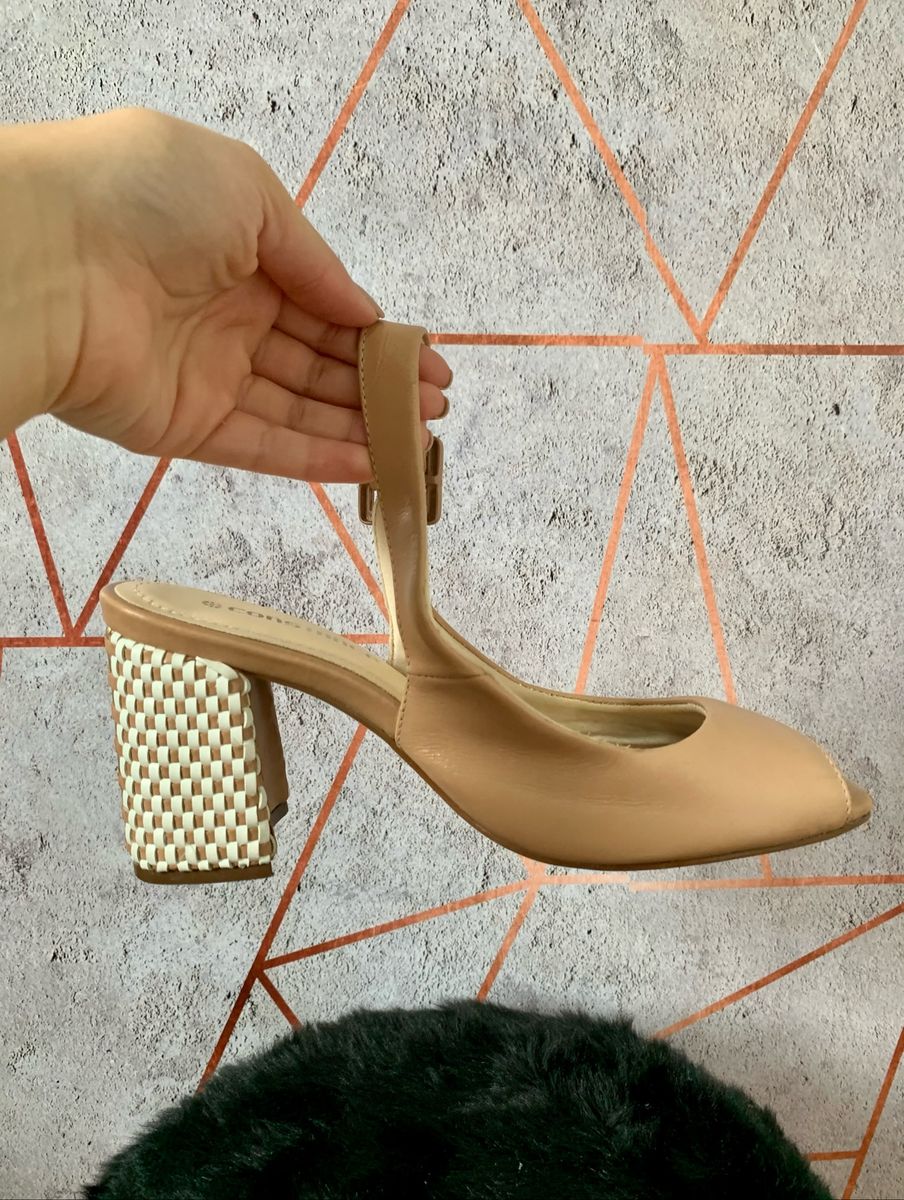 Salto Constance Couro Legítimo | Sapato Feminino Constance Usado ...