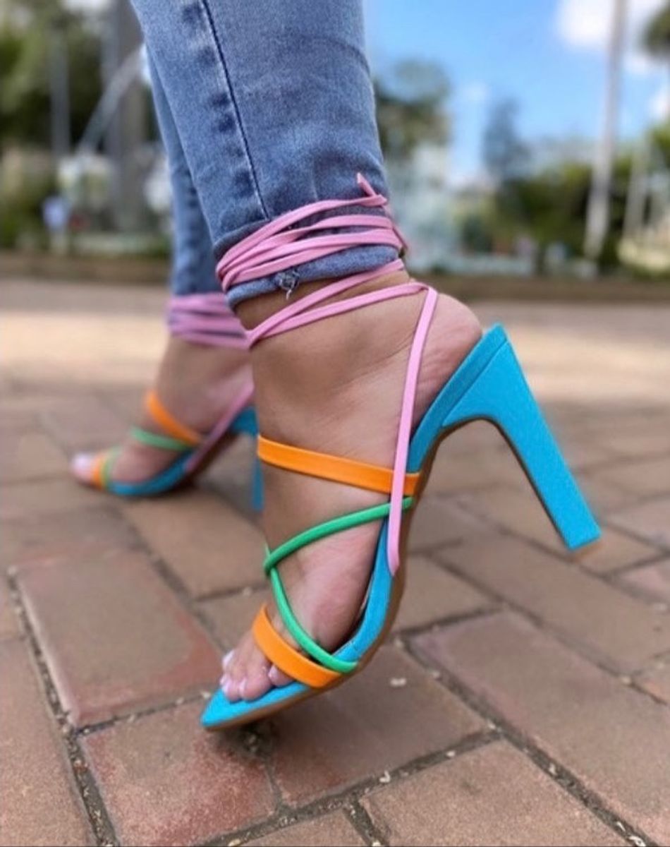 Salto Reto Color | Sandália Feminina Dbshoes Nunca Usado 73927845 | enjoei