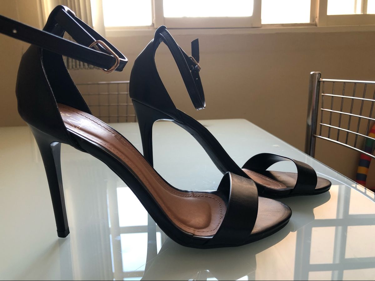 Sandália Ala Salto Alto Fino Feminina - Preto | Sandália Feminina Ala ... Sandália Ala Salto Alto Fino Feminina - Preto | Sandália Feminina Ala ...