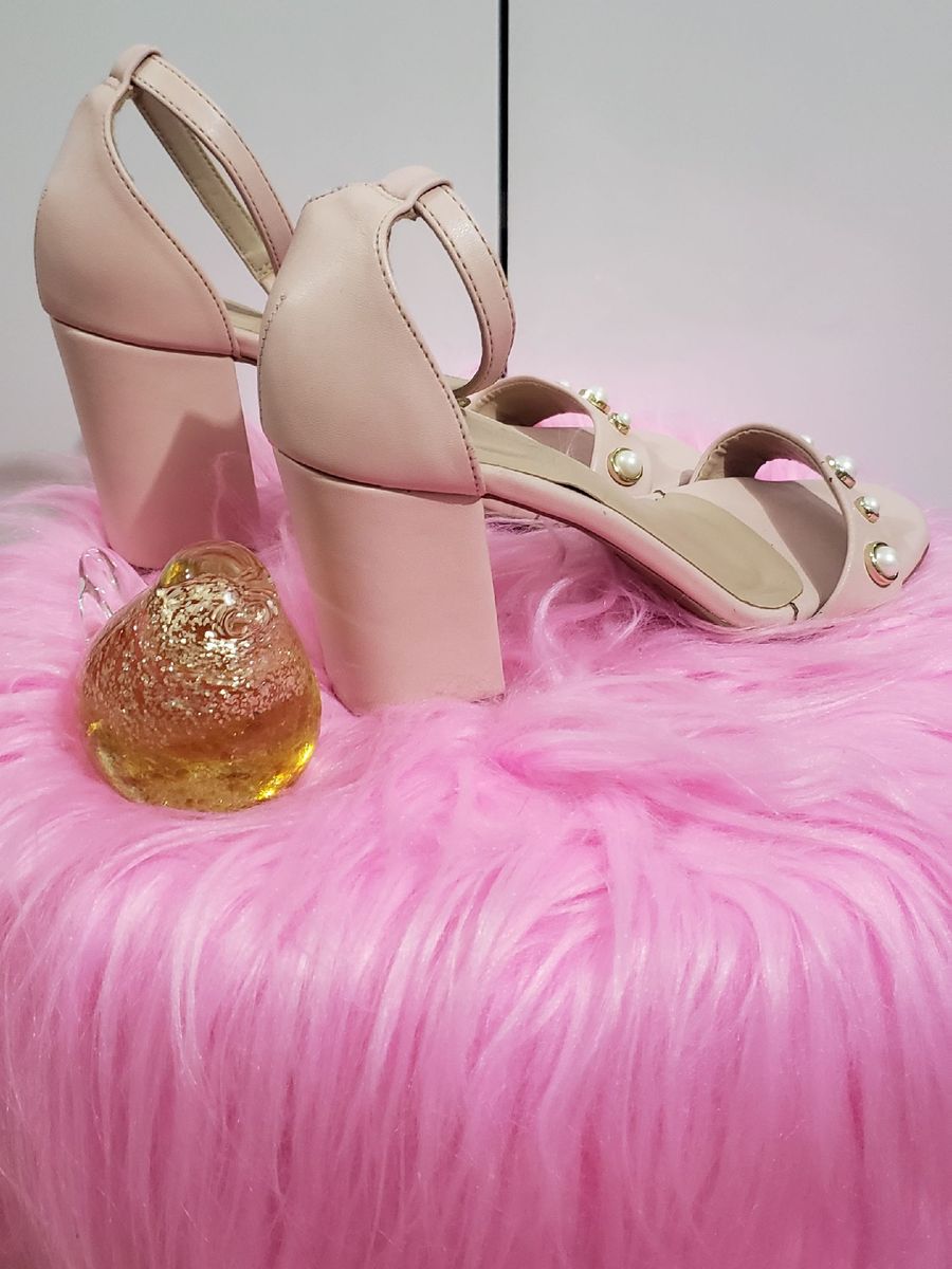 Sandália da Marca Anne Kanner, Marca Cujo O Nome É da Filha do Dono da ...