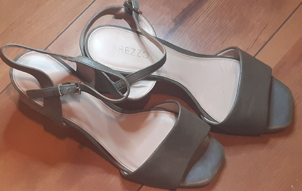 Sandália da Marca Arezzo Original Verde Escura | Sandália Feminina ...