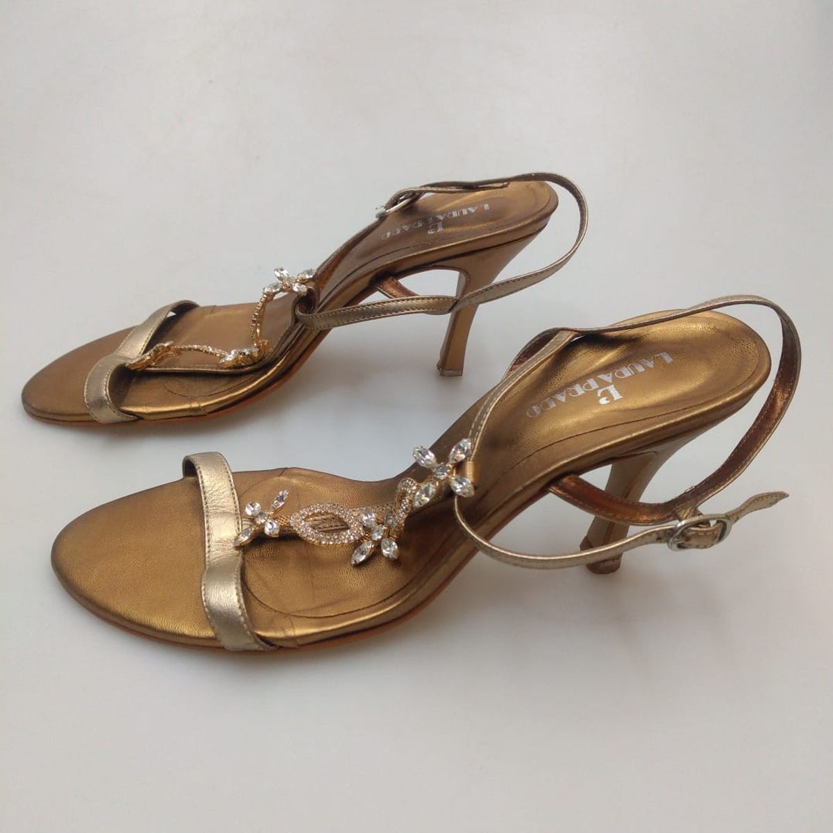 Sandália Dourada Laura Prado | Sandália Feminina Laura Prado Usado ...