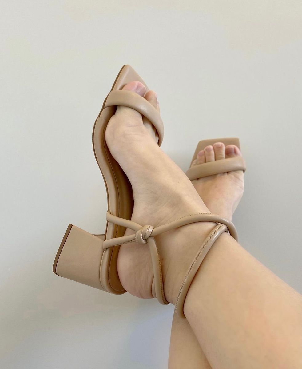 Sandália Laura da Yoho Shoes | Rasteira Feminina Yoho Shoes Nunca Usado ...