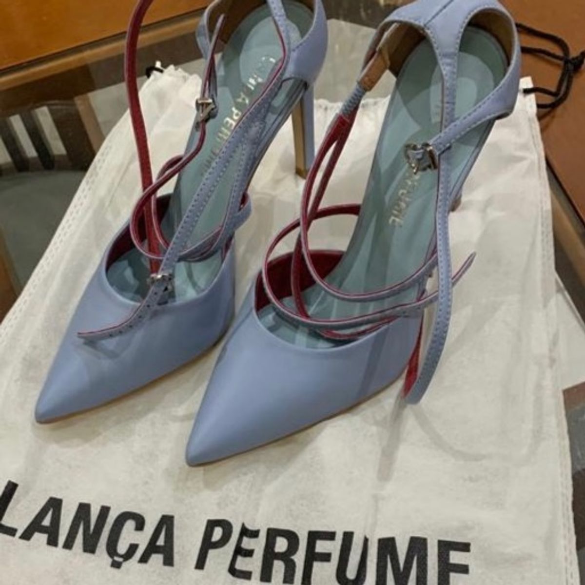 Sapato Lança Perfume | Sapato Feminino Lança Perfume Nunca Usado ...