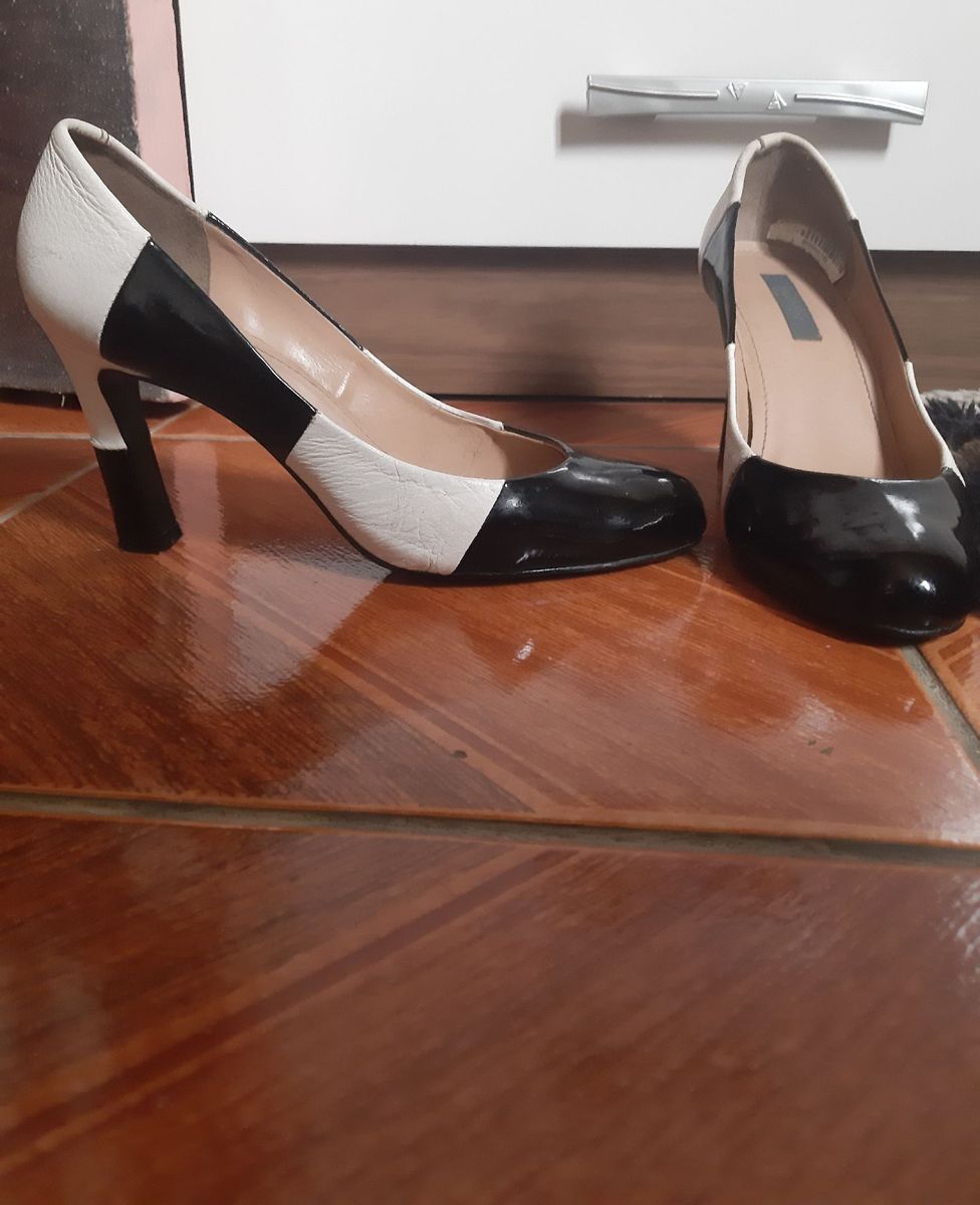 Sapato Martinez Preto e Branco | Sapato Feminino Martinez Usado ...