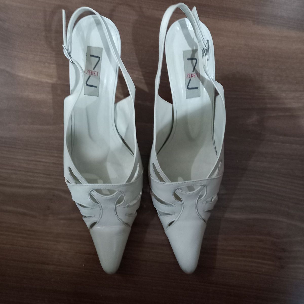 Sapato Modelo Slingback com Muito Estilo | Sapato Feminino Zeket Usado ...