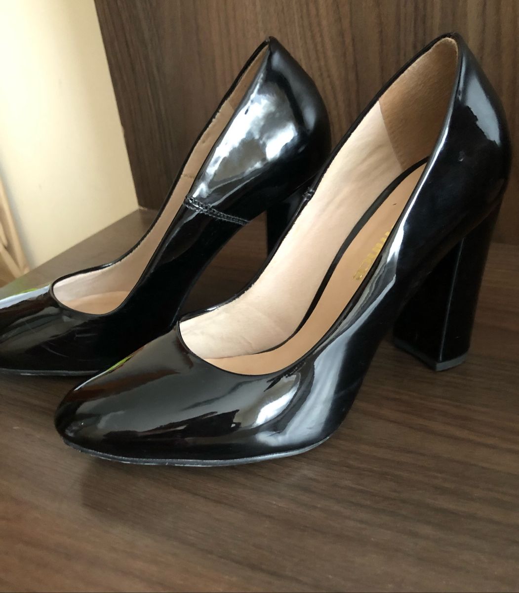 Scarpin Constance Preto | Sapato Feminino Constance Usado 69555343 | enjoei