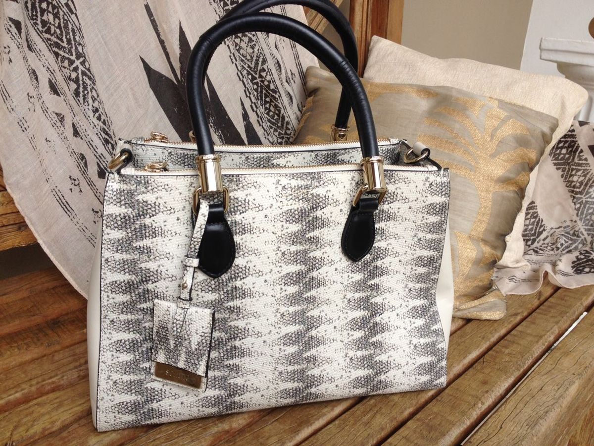 Schultz Lorena Edição Limitada Serpente | Bolsa de mão Feminina Schutz ...