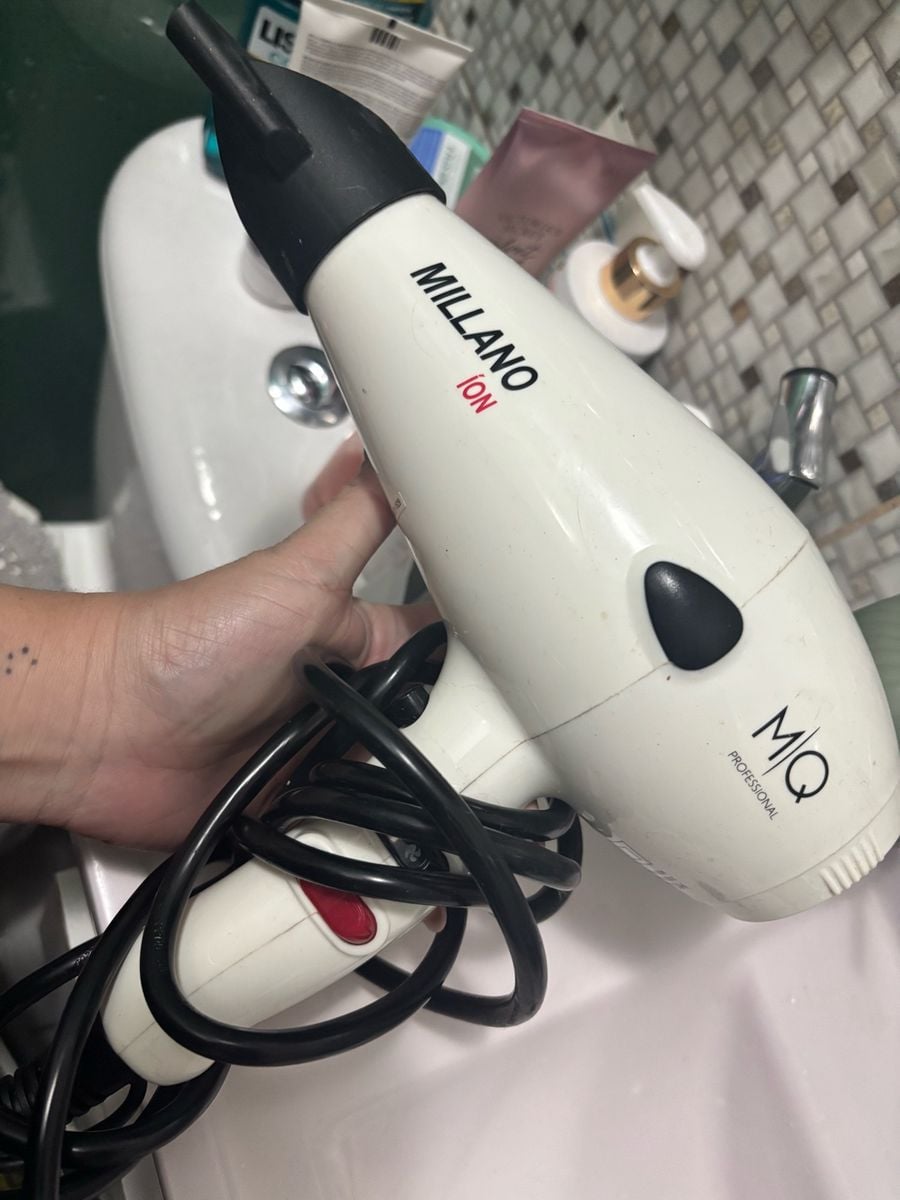 Secador de Cabelo Mq Millano Ion 1900w | Item Info & Eletro Mq Usado ...