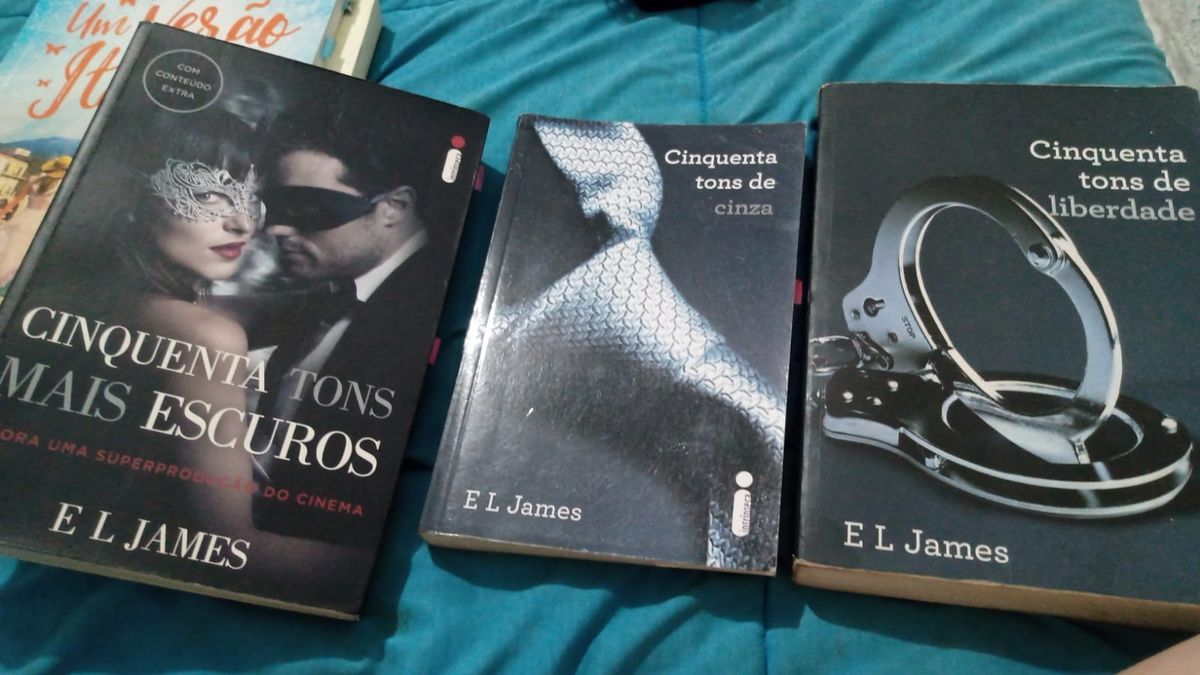 Seria de Livros Cinquenta Tons de Cinza | Item Info & Eletro Usado ...