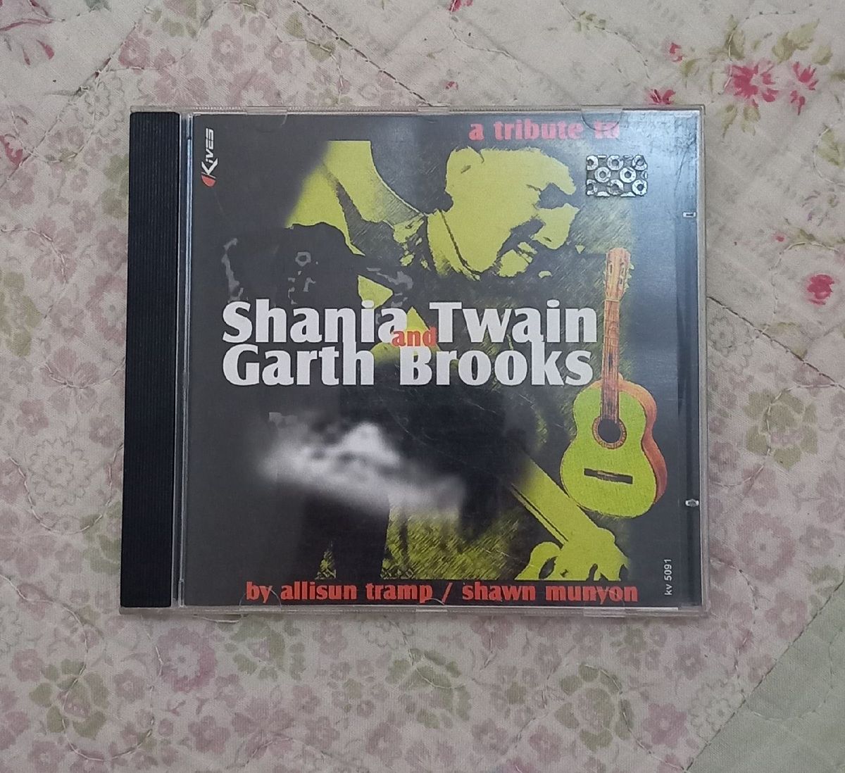 Shania Twain - Garth And Brooks | Item de Música Cd Usado 82460018 | enjoei
