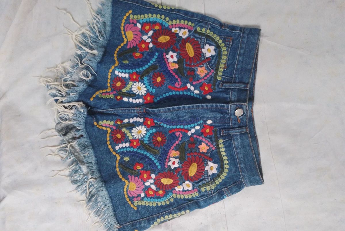 Short Bordado Farm | Shorts Feminino Farm Nunca Usado 89628895 | enjoei