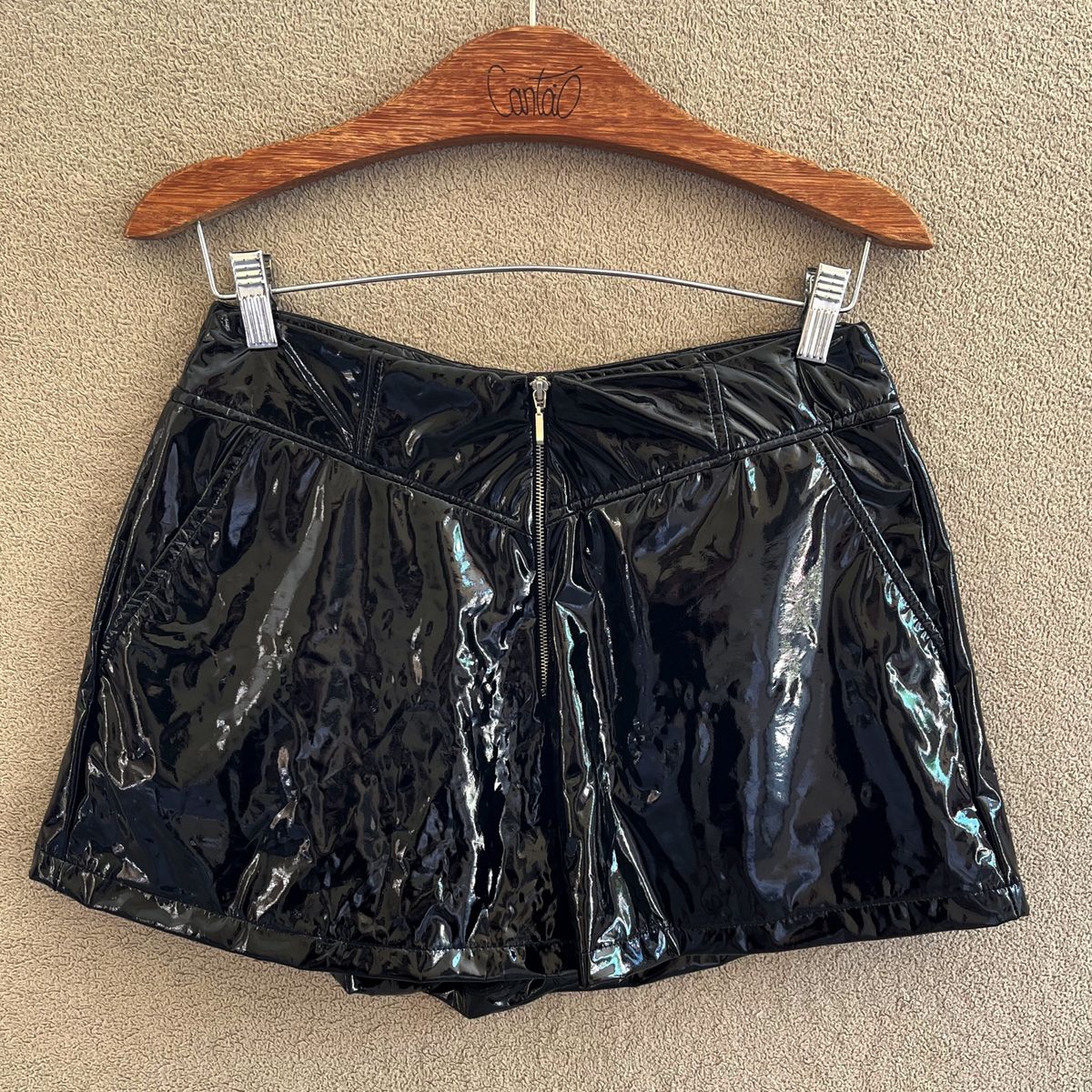 Short Vinil Preto | Shorts Feminino Rock Lola Nunca Usado 91058224 | enjoei