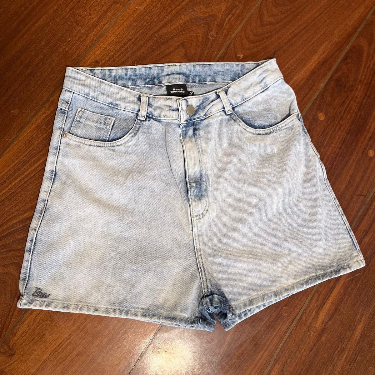 Shorts Jeans Feminino Baw Clothing Mom Fit Cintura Alta Azul Claro ...