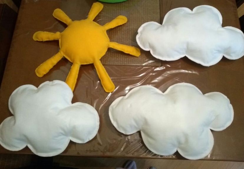 Sol Nuvens Feltro Peppa Pig | Item de Decoração Usado 30859735 | enjoei