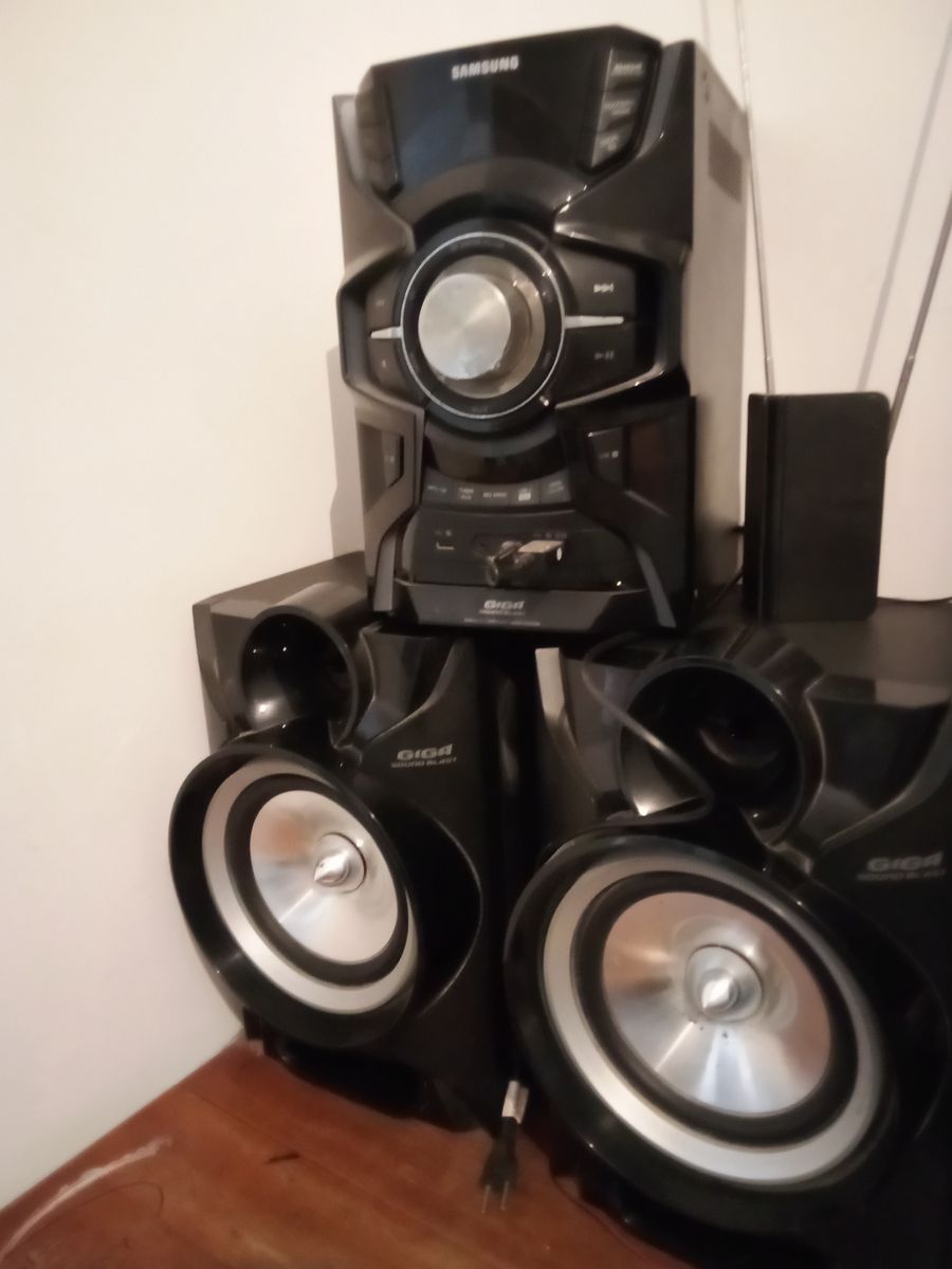 Som Samsung 750w Ótimo Som e Bem Potente, Funcionando Tudo ...só Os Os ...