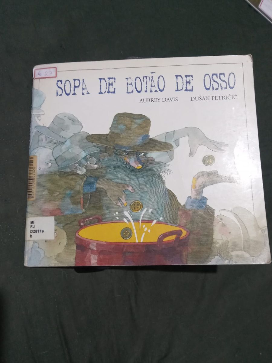 Sopa de Botão de Osso | Item de Papelaria Brinque Book Usado 81992951 ...