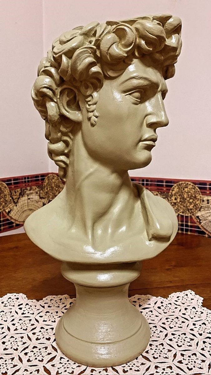 Státua Escultura Busto Grego David de Michelangelo Rico Detalhamento ...